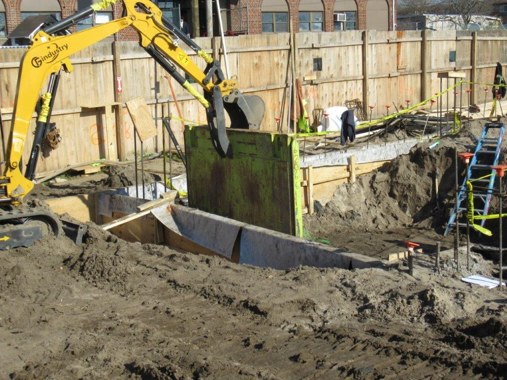 Slide Rail Systems|3 & 4-Sided Pit Project Gallery - TrenchTech, Inc.