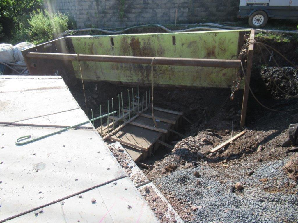 Steel Trench Box Project Gallery - TrenchTech, Inc.