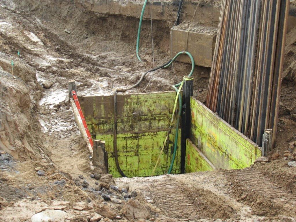 Slide Rail Systems|3 & 4-Sided Pit Project Gallery - TrenchTech, Inc.