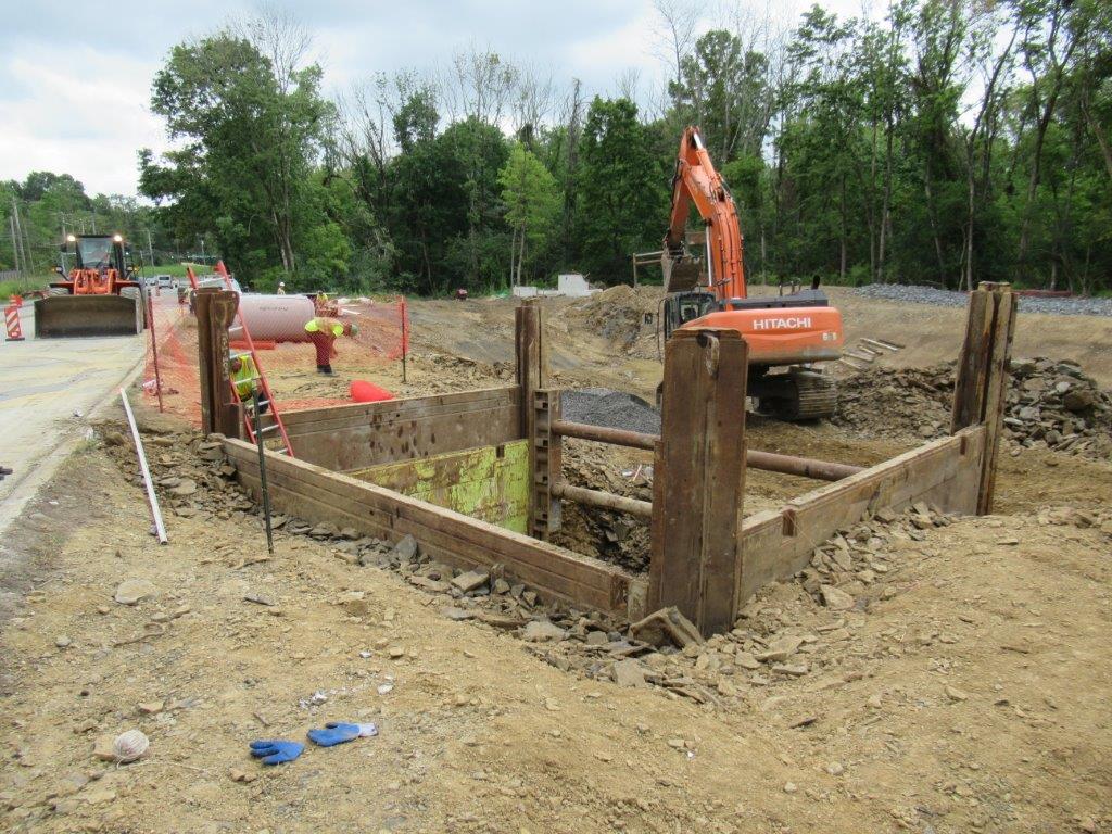 Slide Rail Systems|3 & 4-Sided Pit Project Gallery - TrenchTech, Inc.
