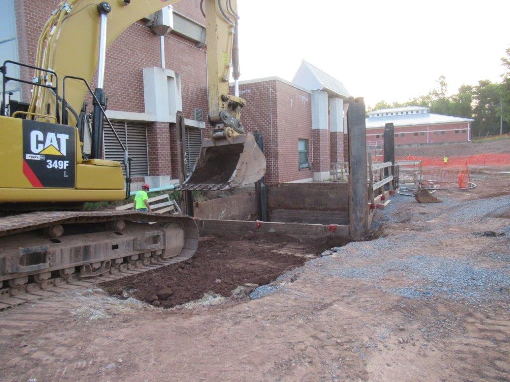 Slide Rail Systems|3 & 4-Sided Pit Project Gallery - TrenchTech, Inc.